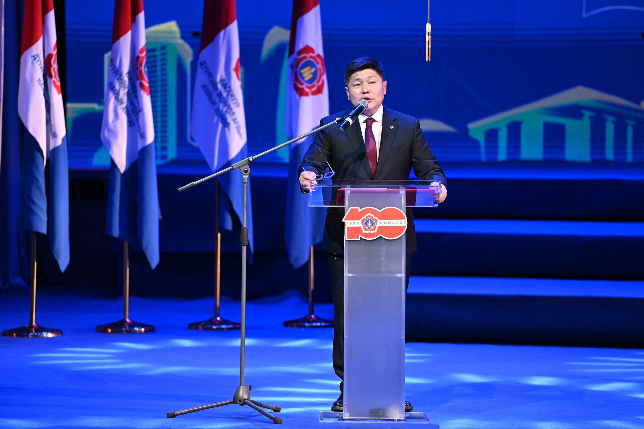 Нийслэлийн МАН ын түүхт 100 жилийн ой тохиож байна